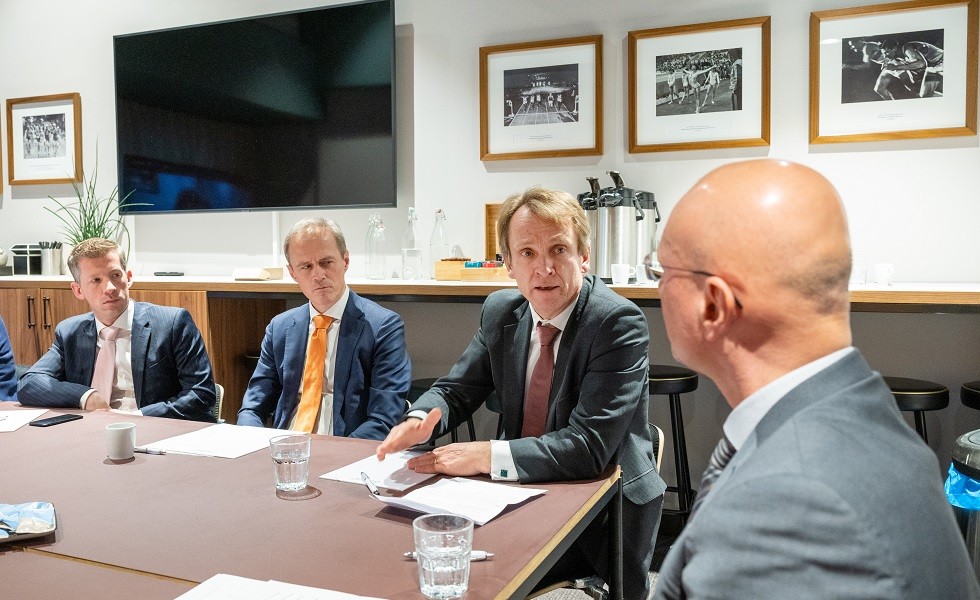 Ronde Tafel Infrastructure & Real Estate Debt (deel 1) | Financial ...